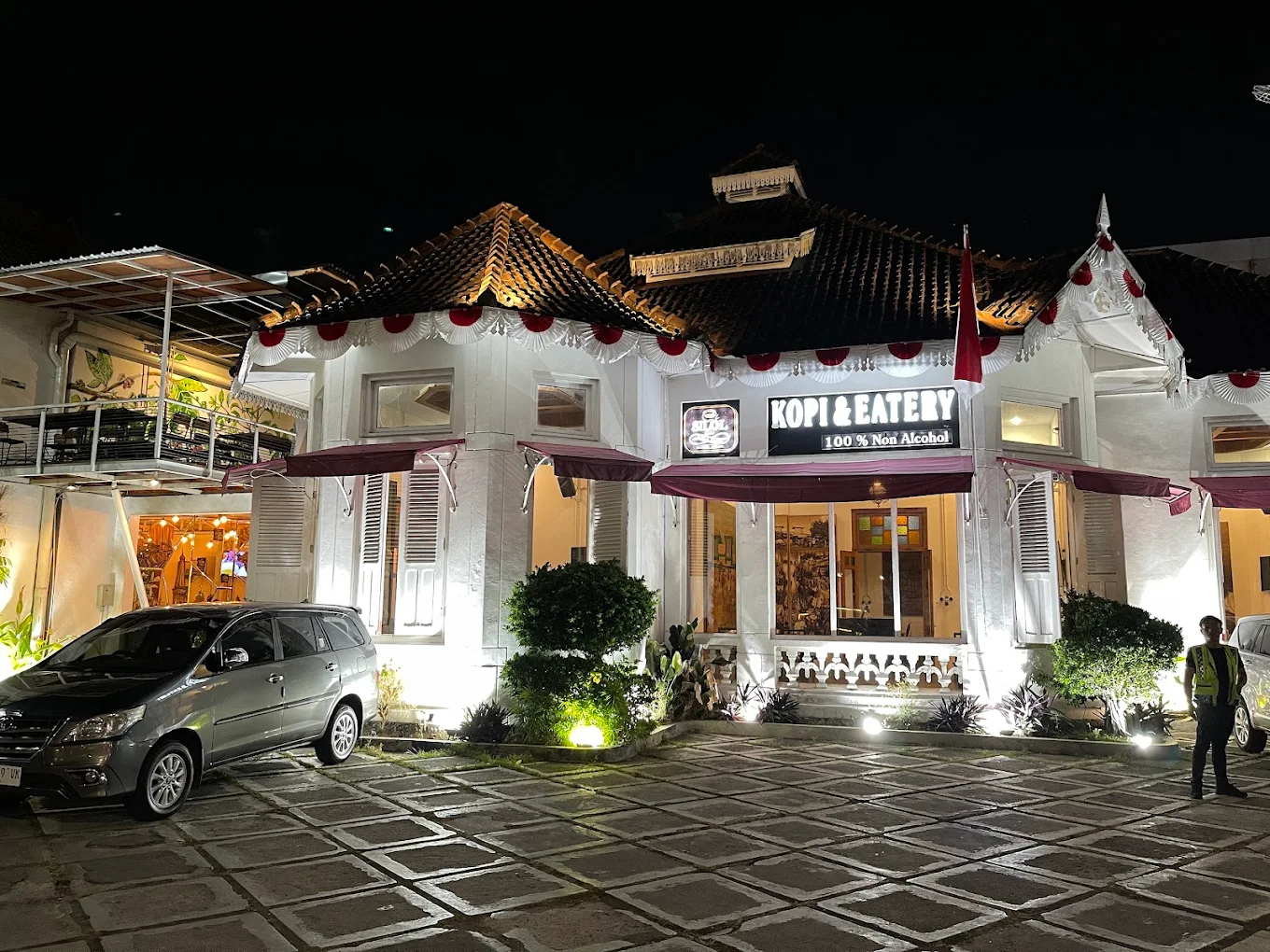 Cafe 24 Jam di Jogja, Solusi Buat Kamu yang Suka Begadang