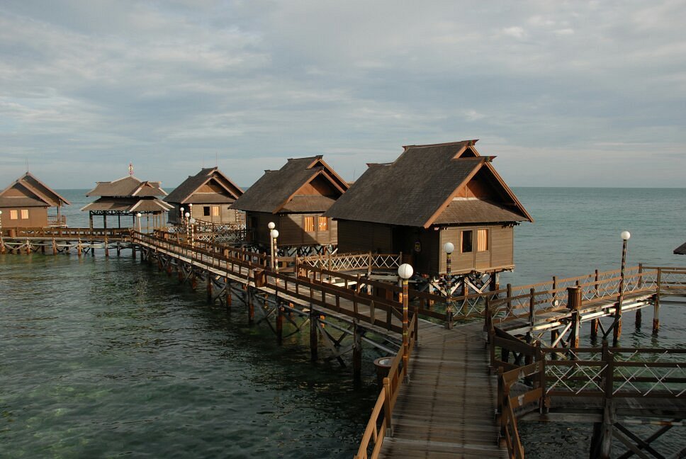 7 Tempat Glamping di Kepulauan Seribu yang Menyenangkan